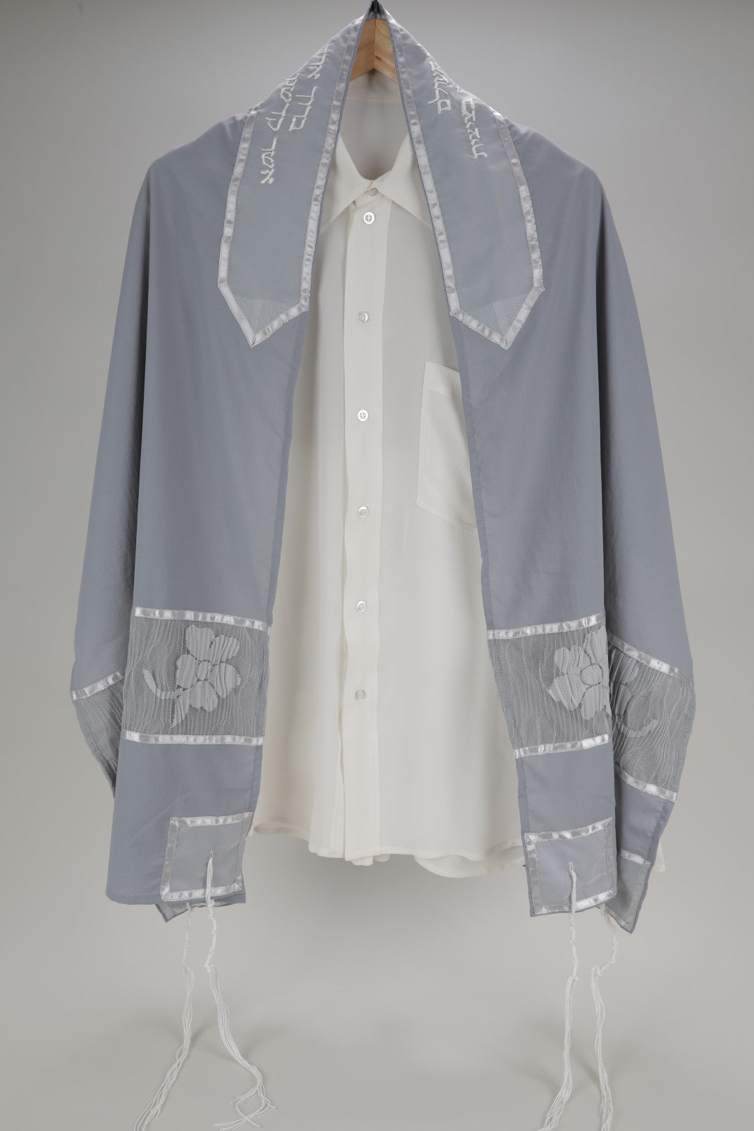 Exclusive Elegant Gray Tallis for Women with Floral Decoration – Galilee Silks