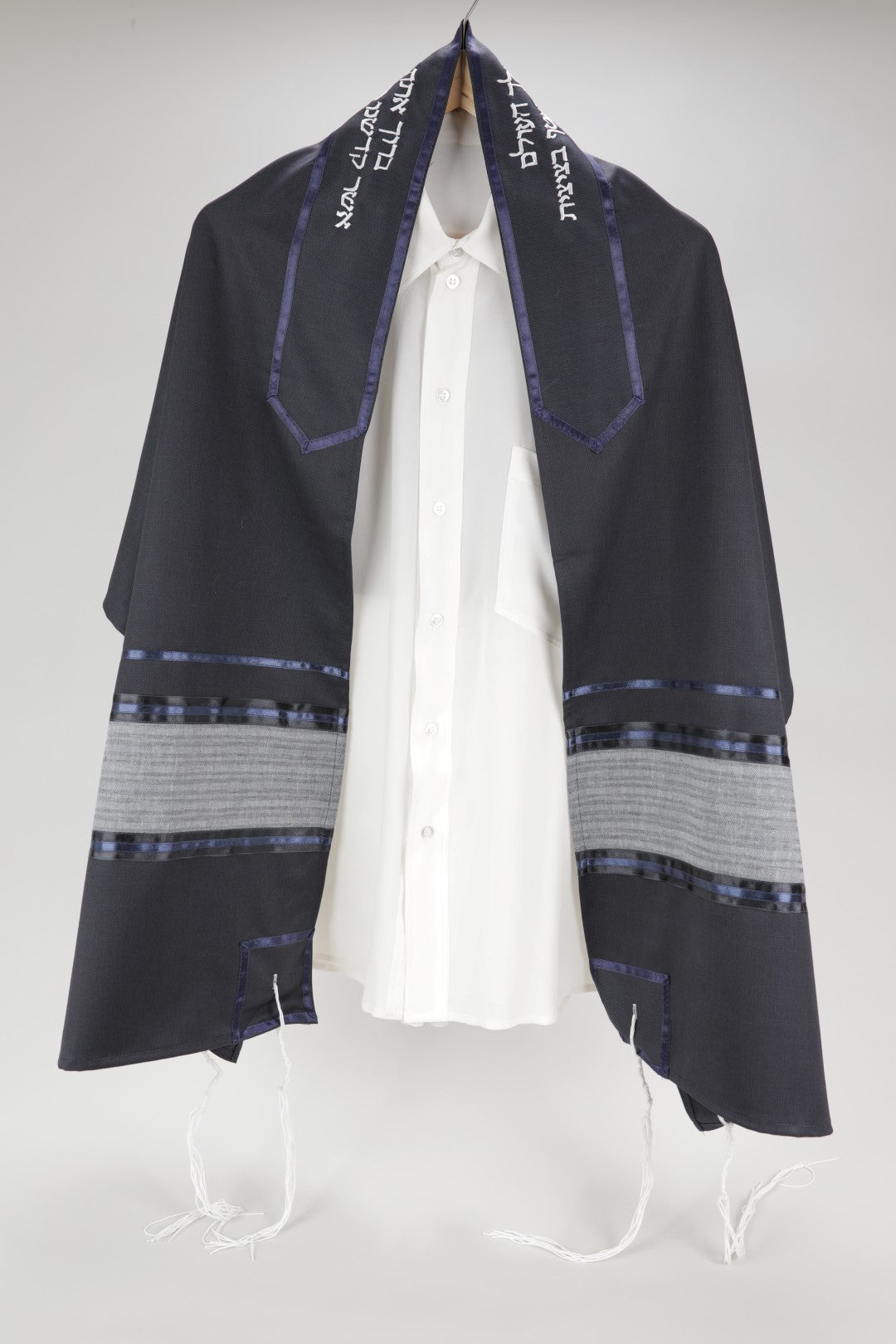 Majestic Royal-Looking Blue Tallit, Bar Mitzvah Tallit Set, Custom Tal ...